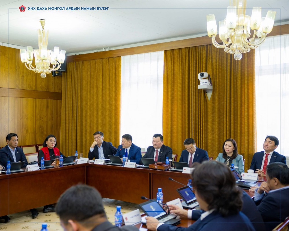 ЕРӨНХИЙ САЙД Л ОЮУН ЭРДЭНЭ МАН ЫН БҮЛГИЙН ХУРАЛД ЭВСЛИЙН ЗАСГИЙН ГАЗРАА ҮРГЭЛЖЛҮҮЛНЭ ГЭЖ